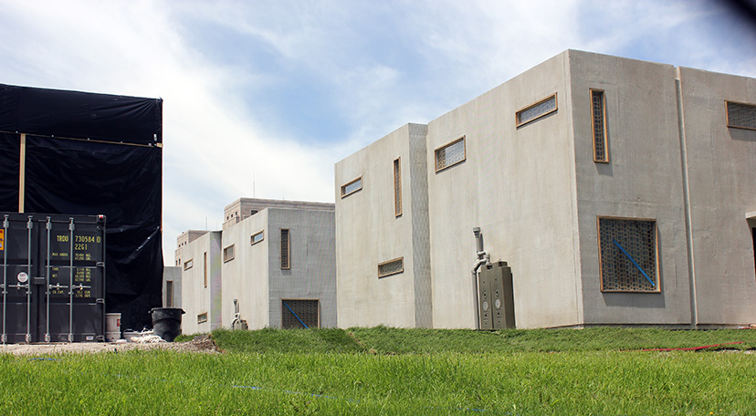 ArchitectureChicago PLUS: Hilberseimer Place? Divergent's Housing on ...