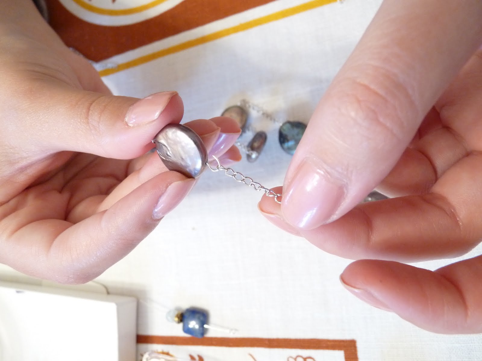 DIY Chain and Coin Pearl Necklace | Dans le Lakehouse