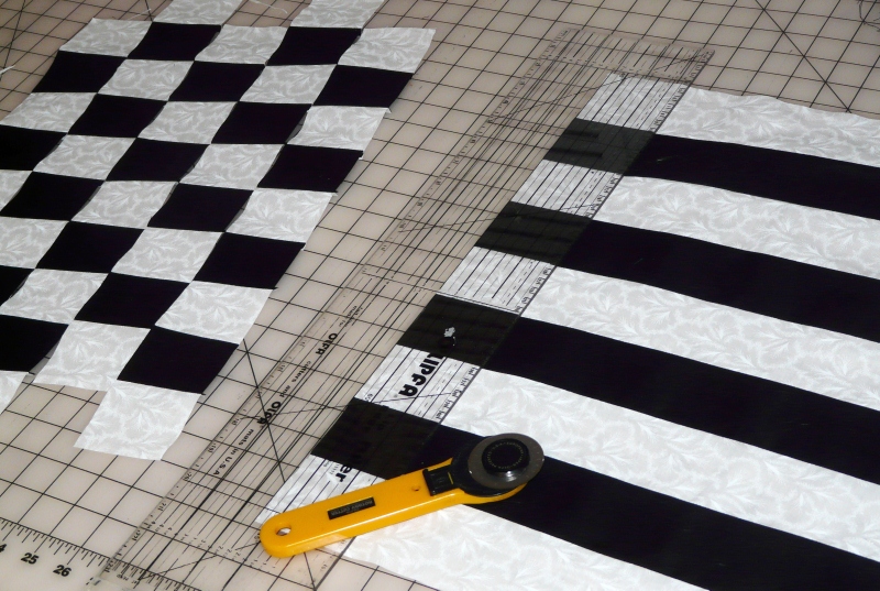 Tangled Textiles: Itten's Harmonious Proportions