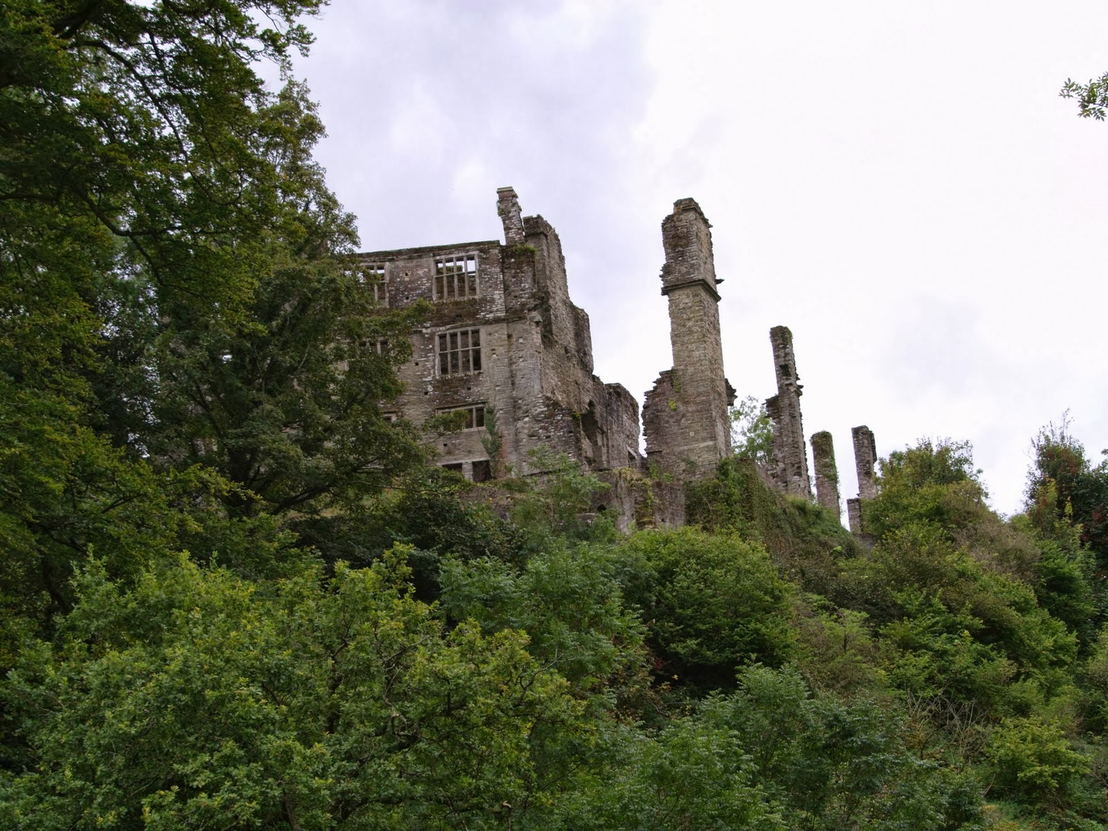 Berry Pomeroy Castle