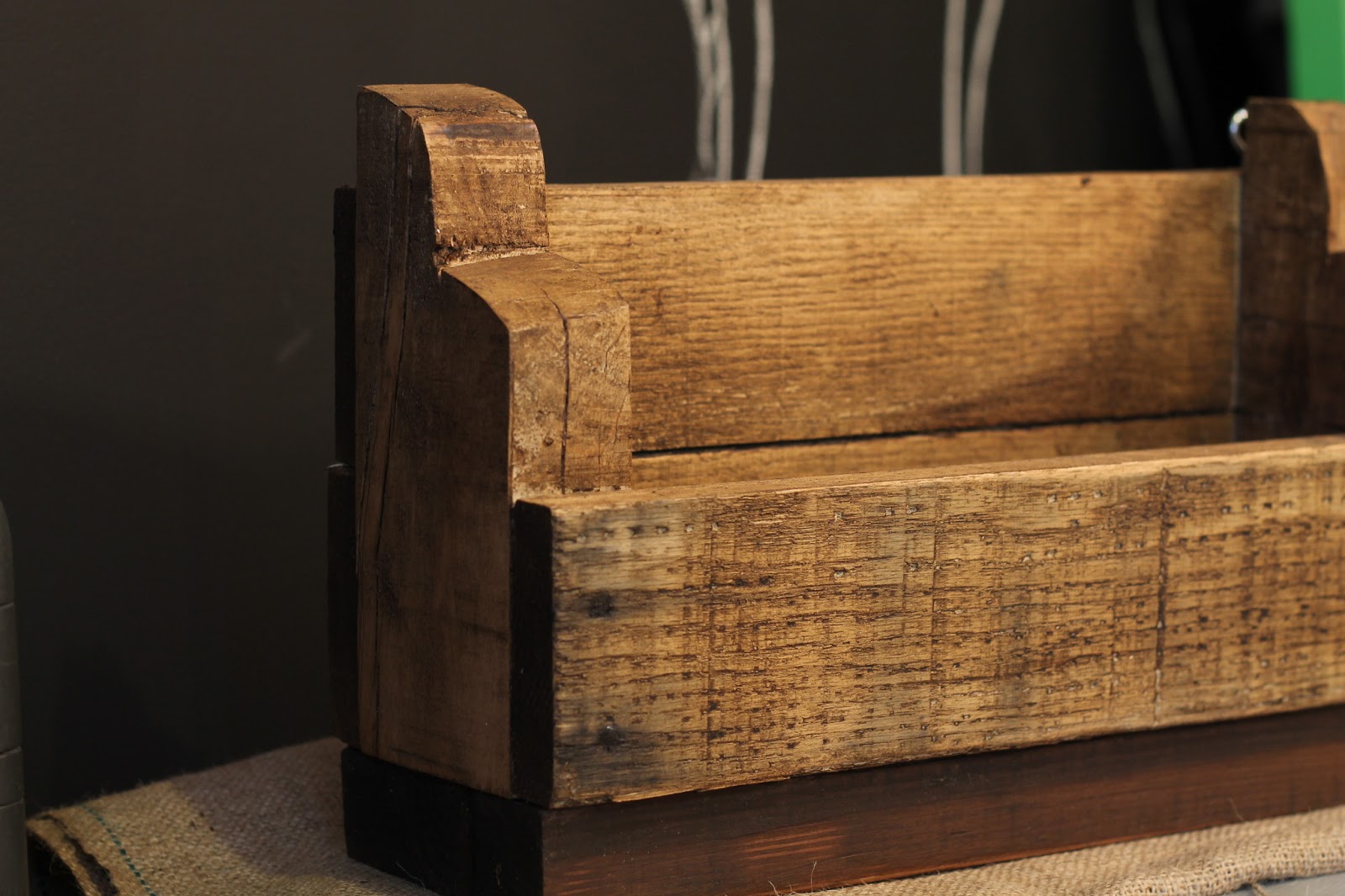 Walrus: Upcycled Pallet Wine Rack