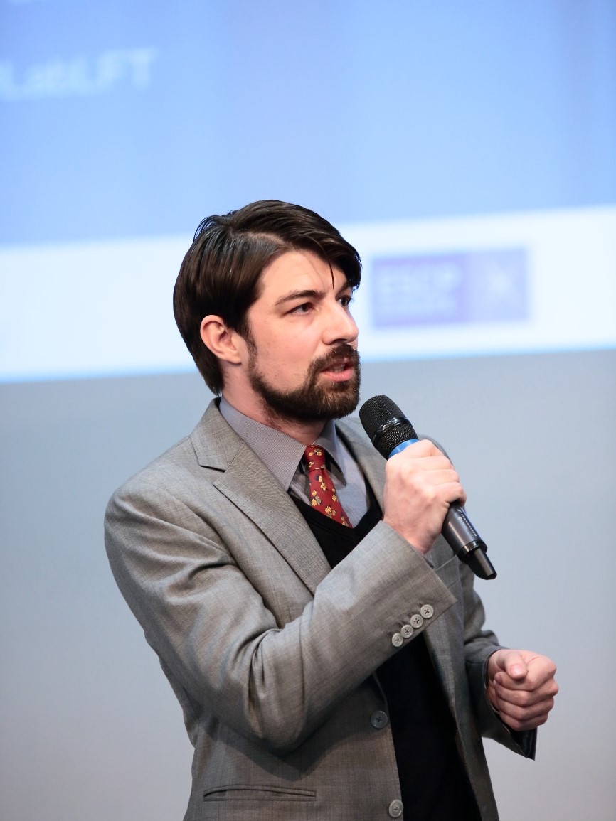 Andreas Kaplan Pictures: Andreas Kaplan, Professor, ESCP Europe ...