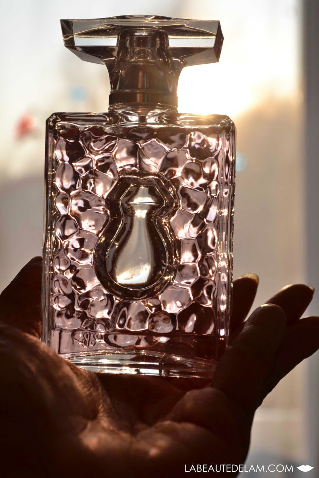 DaliA, le nouveau parfum tendre et fleuri de Salvador Dali