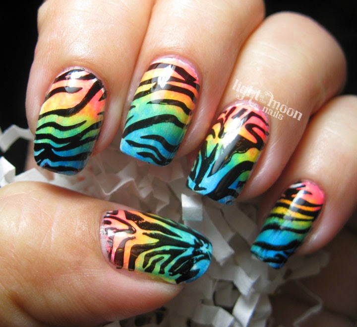 Light of the Moon Nails: Finger Food Rainbow and AIS Tiger = Obsession