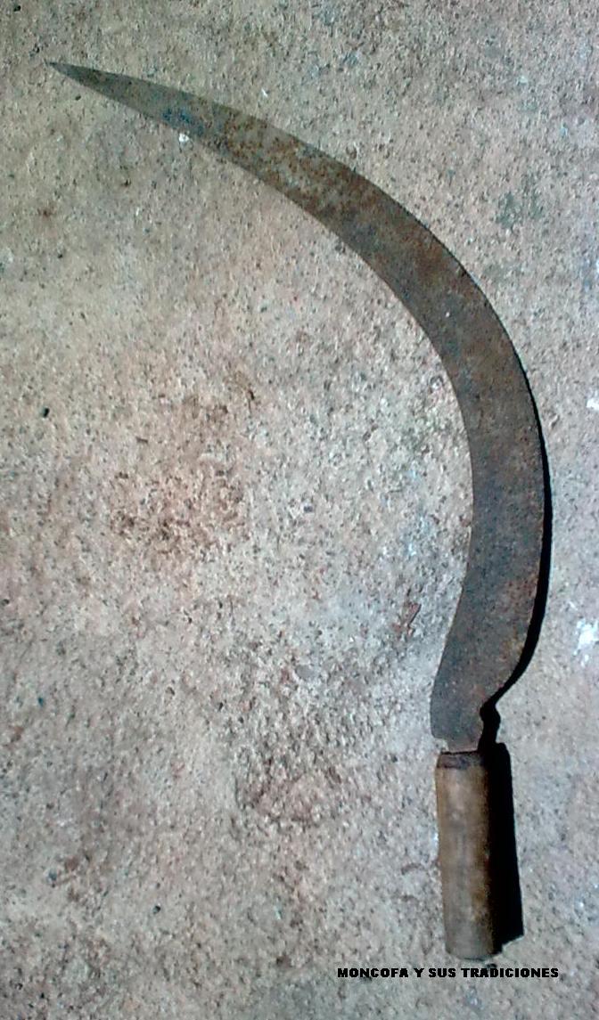 MONCOFA Y SUS TRADICIONES: ACTIVIDAD AGRICOLA, LA HOZ "CORBELLA"