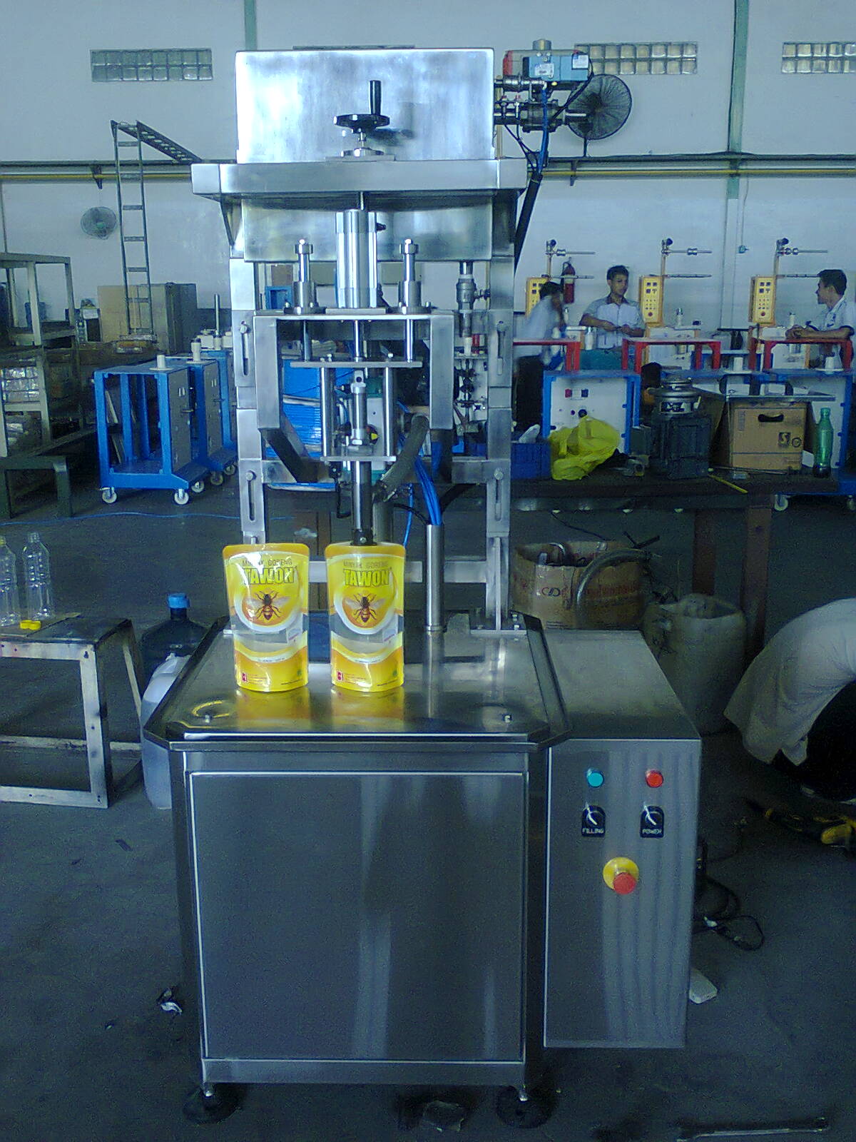 WINA PACKAGING AND FILLING MACHINE: mesin filling minyak goreng