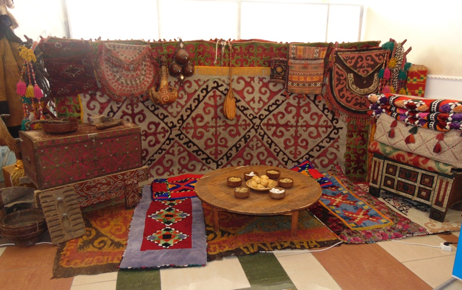 TARİH VE ARKEOLOJİ: Oghuz Yabgu State - The Turks