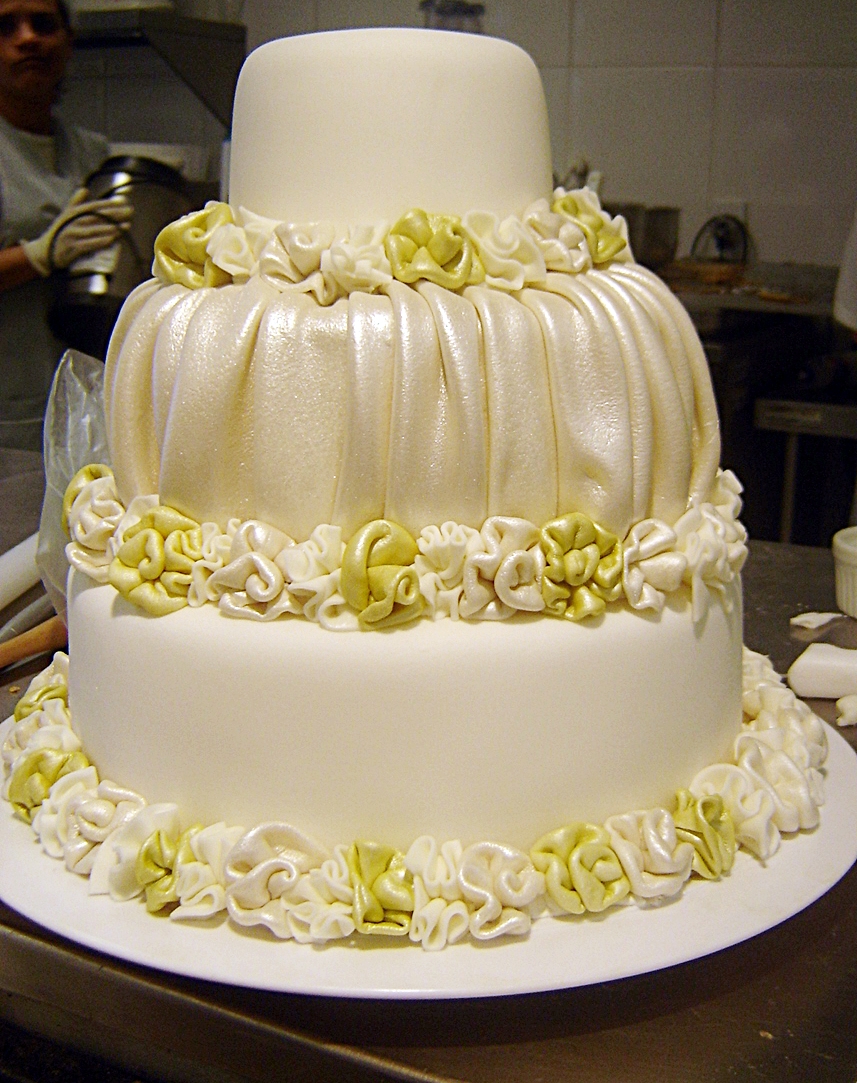 Italian Artesanatos: Bolo de Noiva