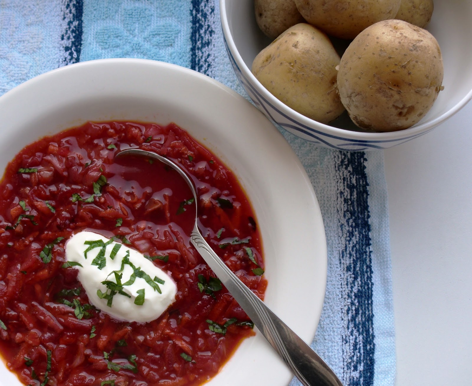 Mukatanas: Apie burokėlių sriubos virimą