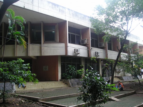 Belajar bersama Guru Cerdas: Edisi Kampus : Gedung lama kampus UNJ