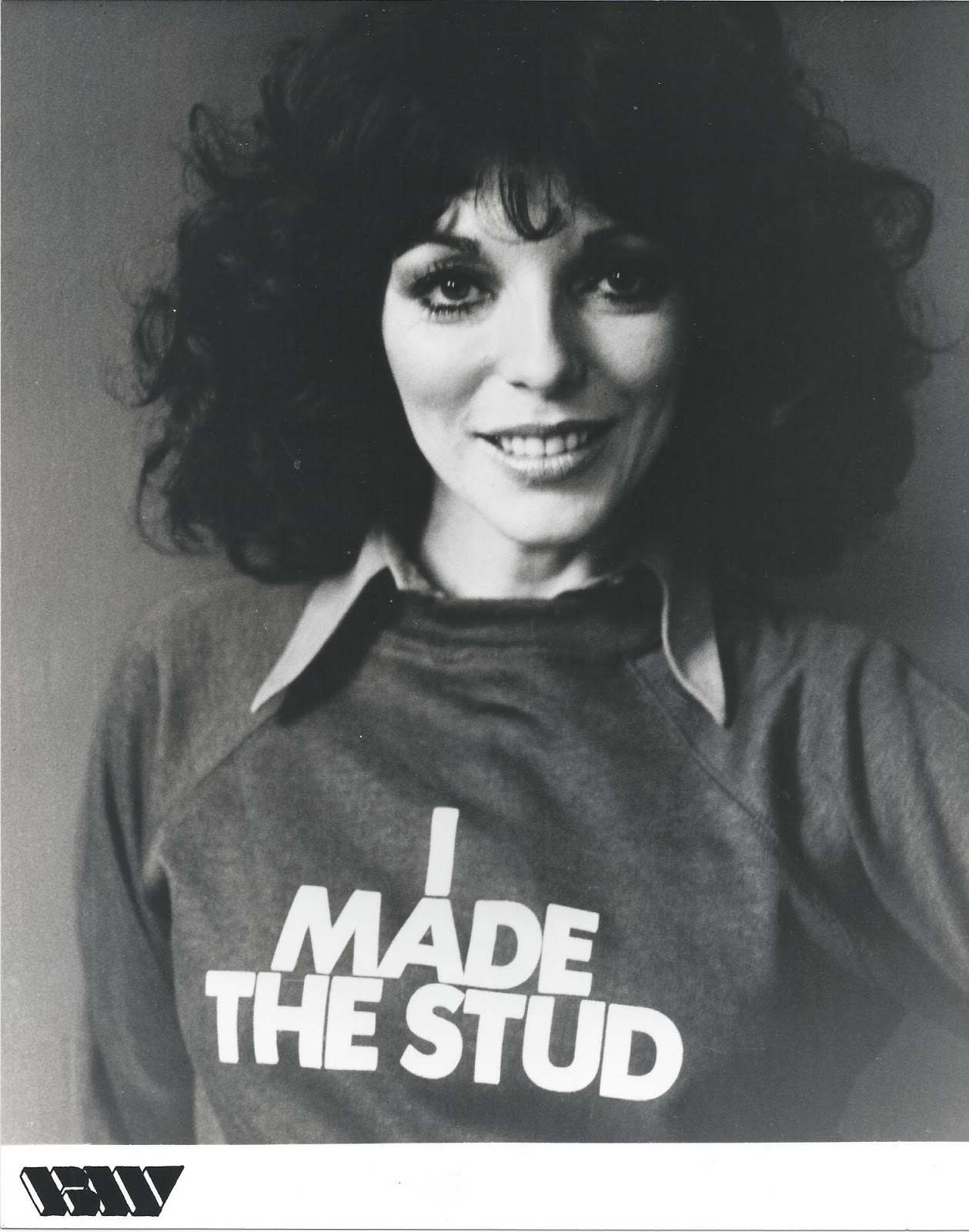 LEGENDARY DAME!: PHOTO OF THE DAY : JOAN'S OUT FRONT WITH THE STUD!