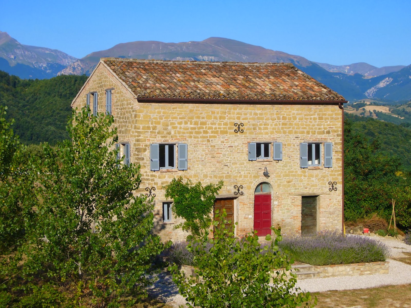 Casa Civetta, a country house in rural Italy