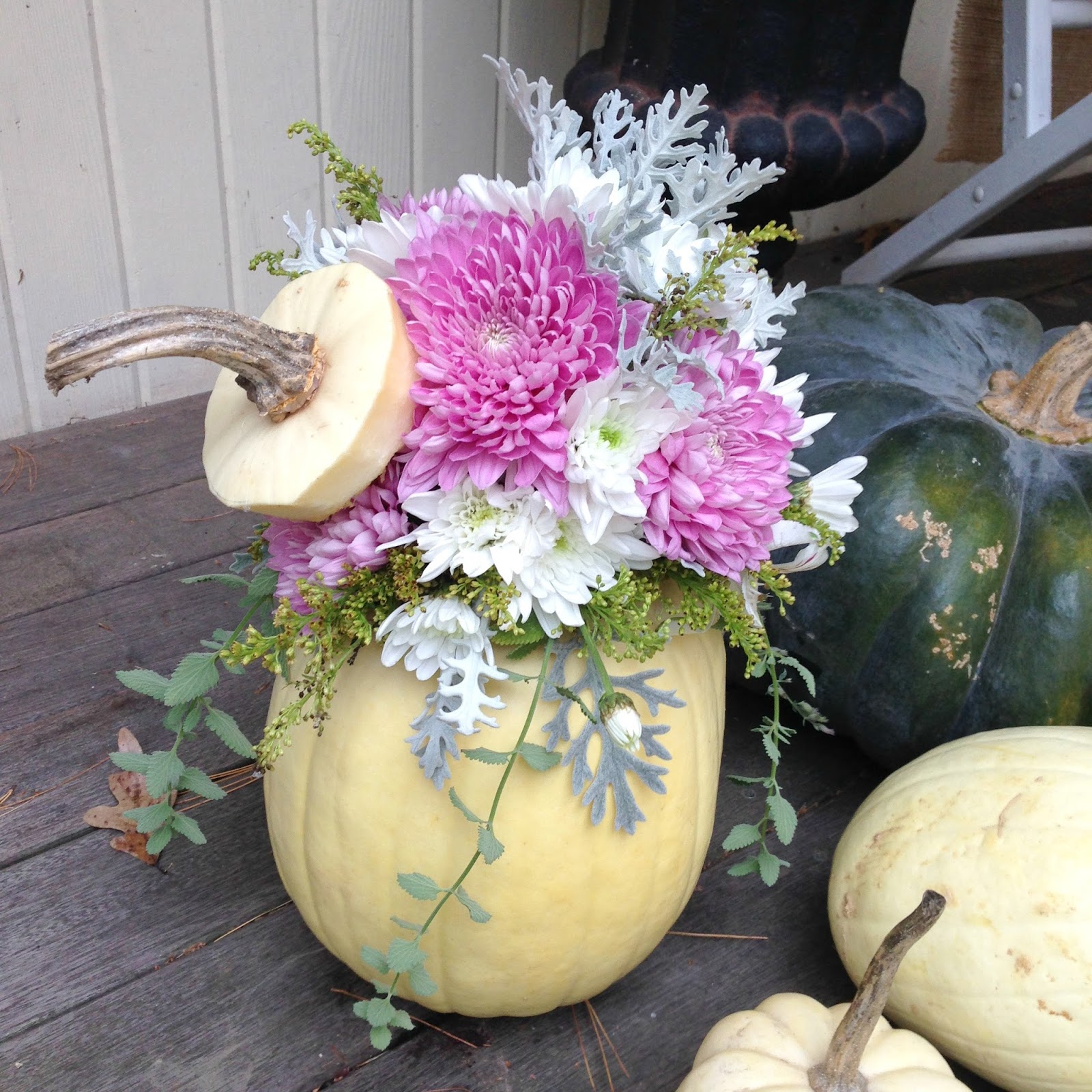 DesignsandEvents White Pumpkin Arrangement designsandevents-white-pumpkin-arrangement