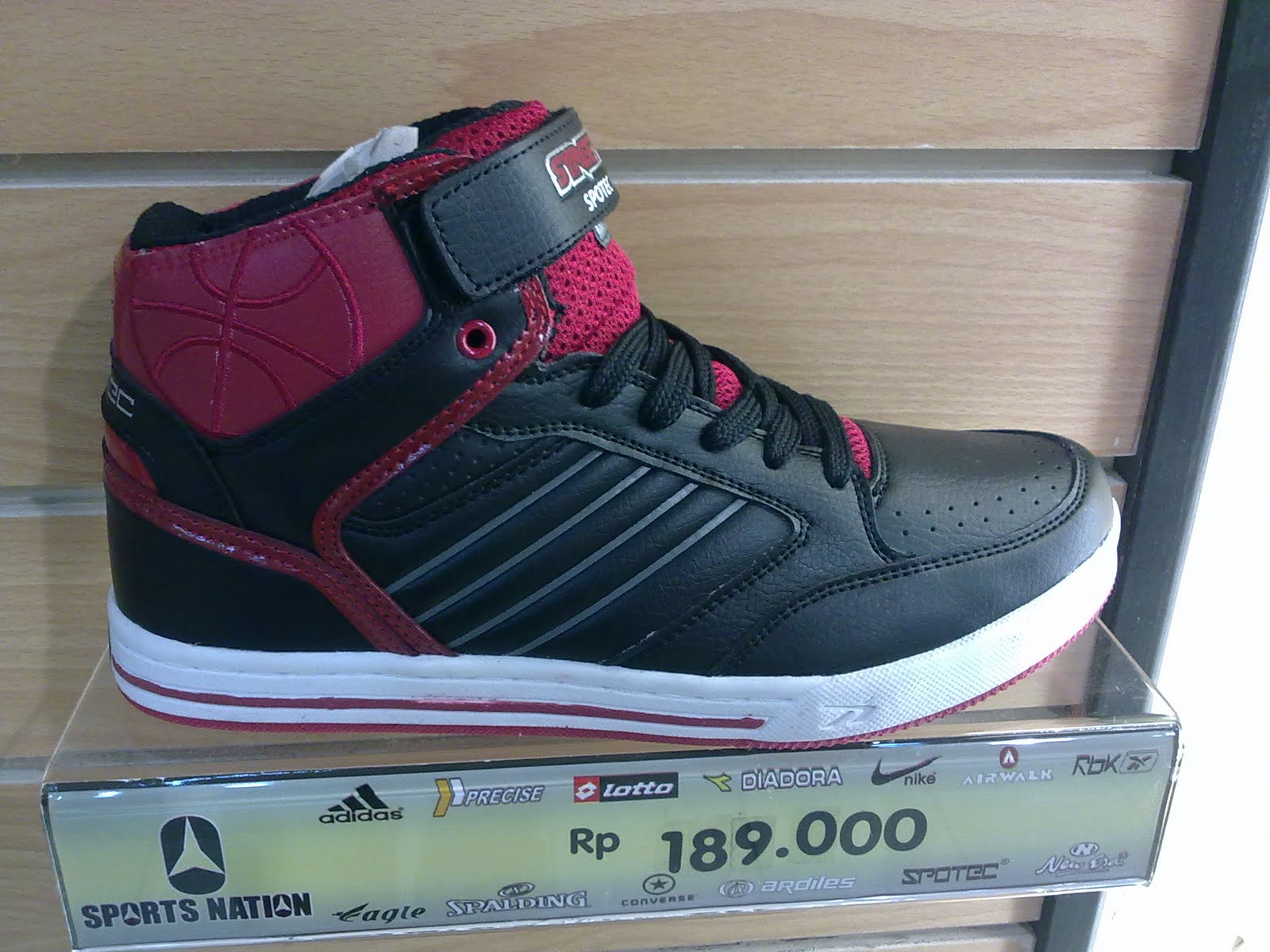 sepatu-bagus: koleksi sepatu basket