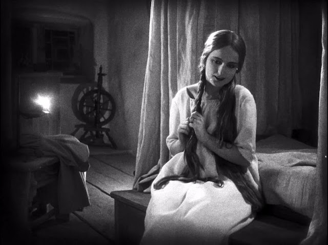 37 Amazing Pictures That Capture the Scenes of 'Faust' Movie in 1926 ...