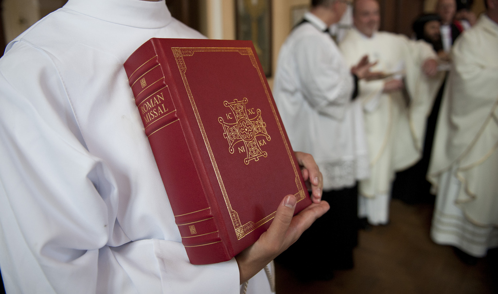 The Acolyte's Tale: Westminster Uses New Altar Missal