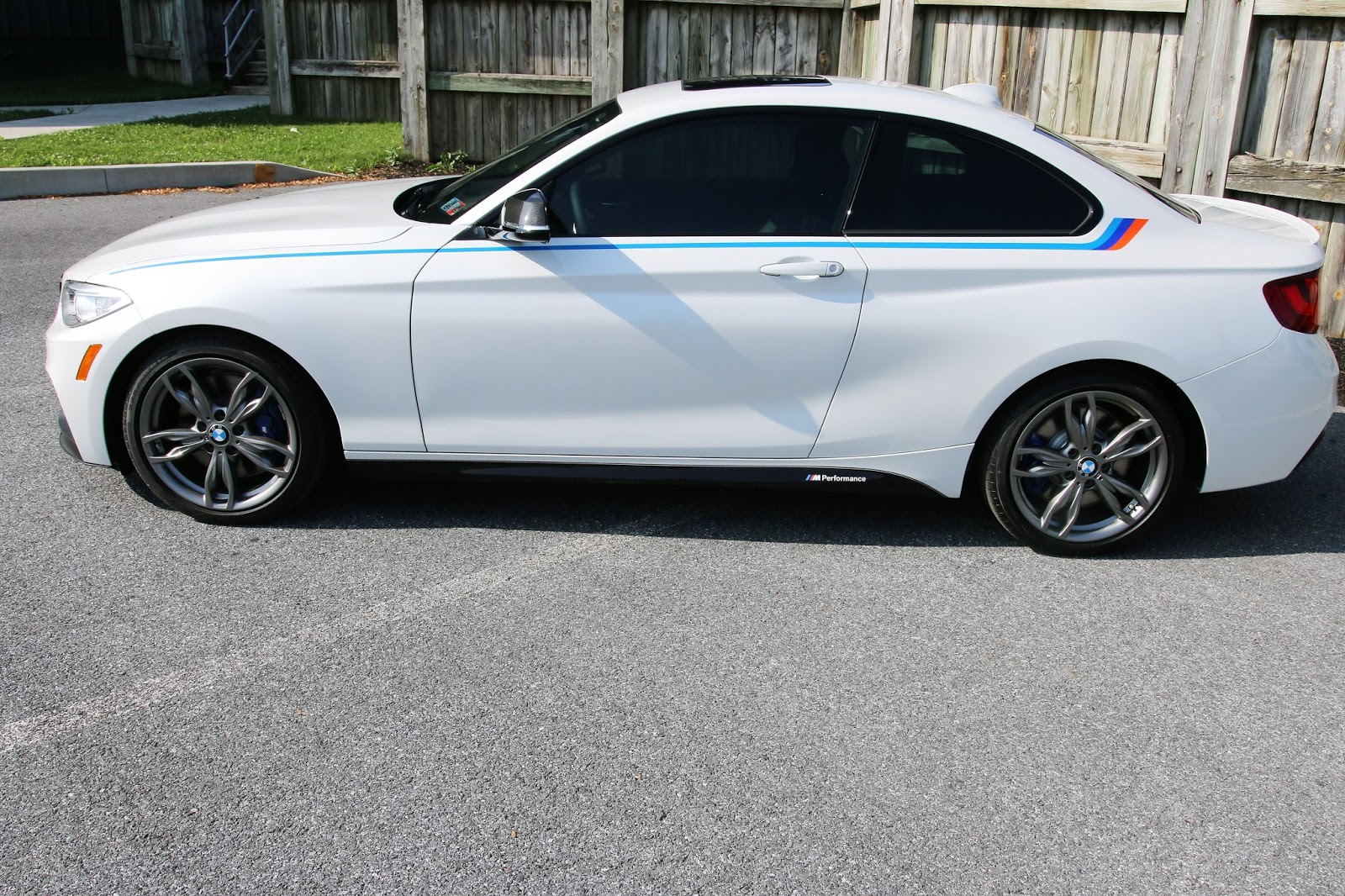 Lancaster Auto Graphics : BMW M3 custom stripe work