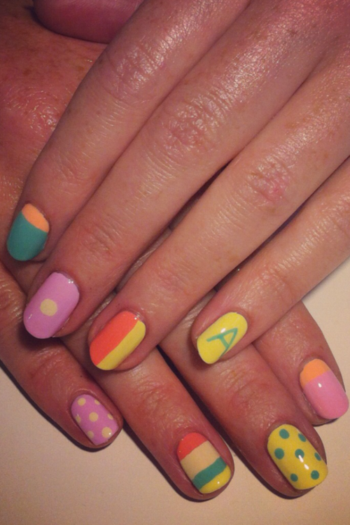 Glitterparadise Pastel Rainbow Nails