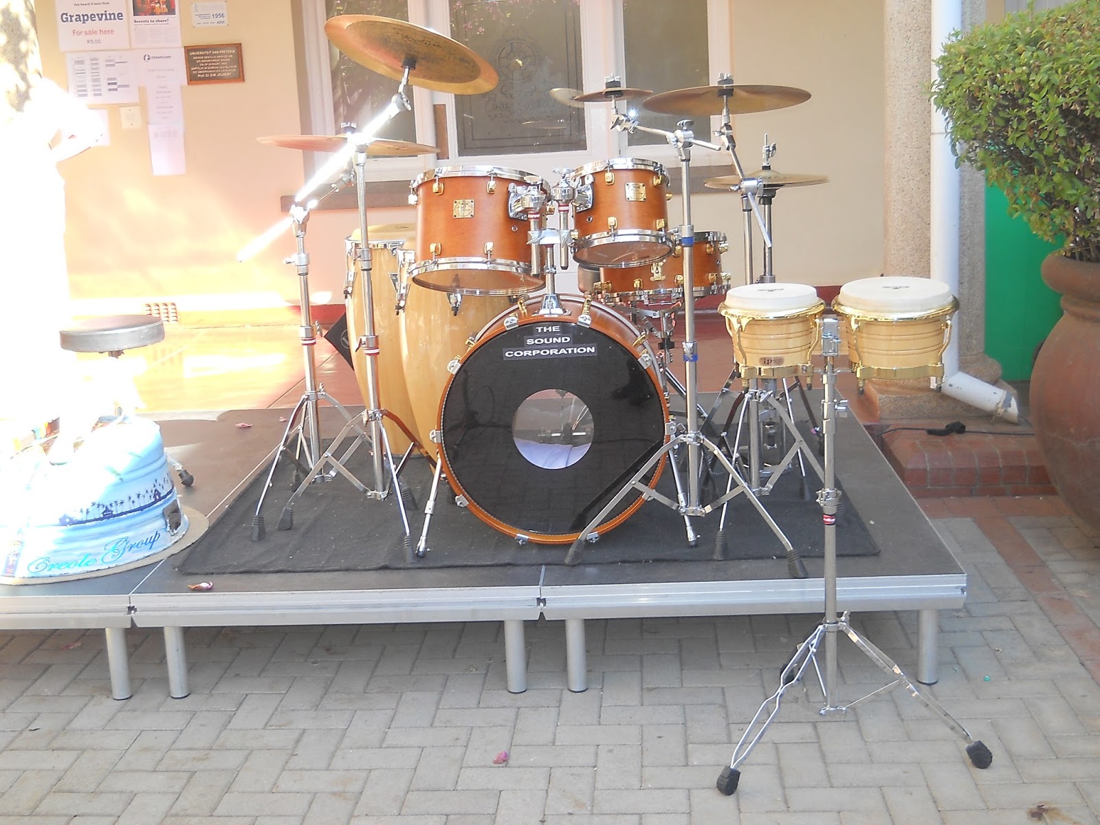 Caro-on-the-grind: Creole Music Group from the Embassy of Colombia in ...