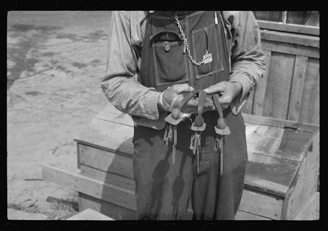 March 2016 ~ Rivet Head