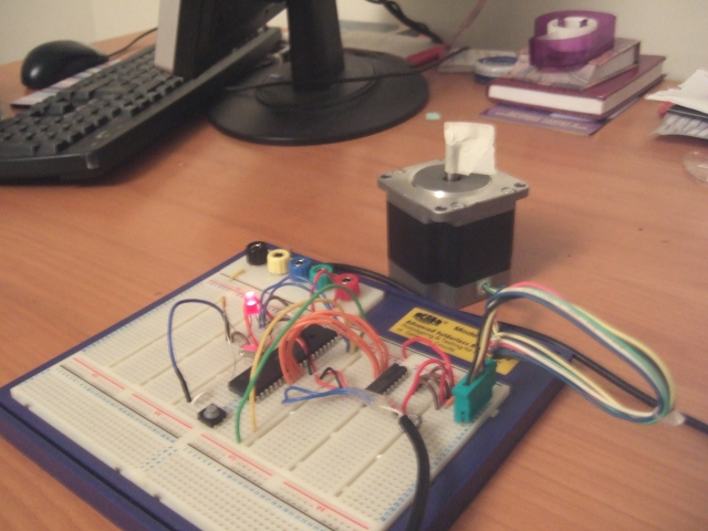 Nerd Club: Stepper motor forwards and reverse