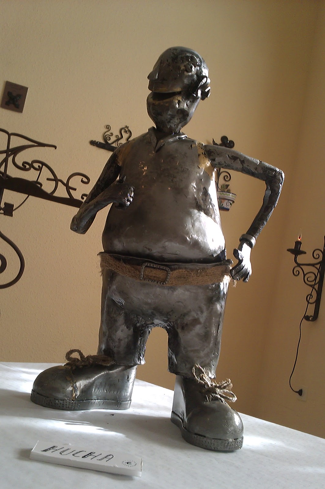 FORJA ARTÍSTICA ARTESANAL: El gordo de la hucha