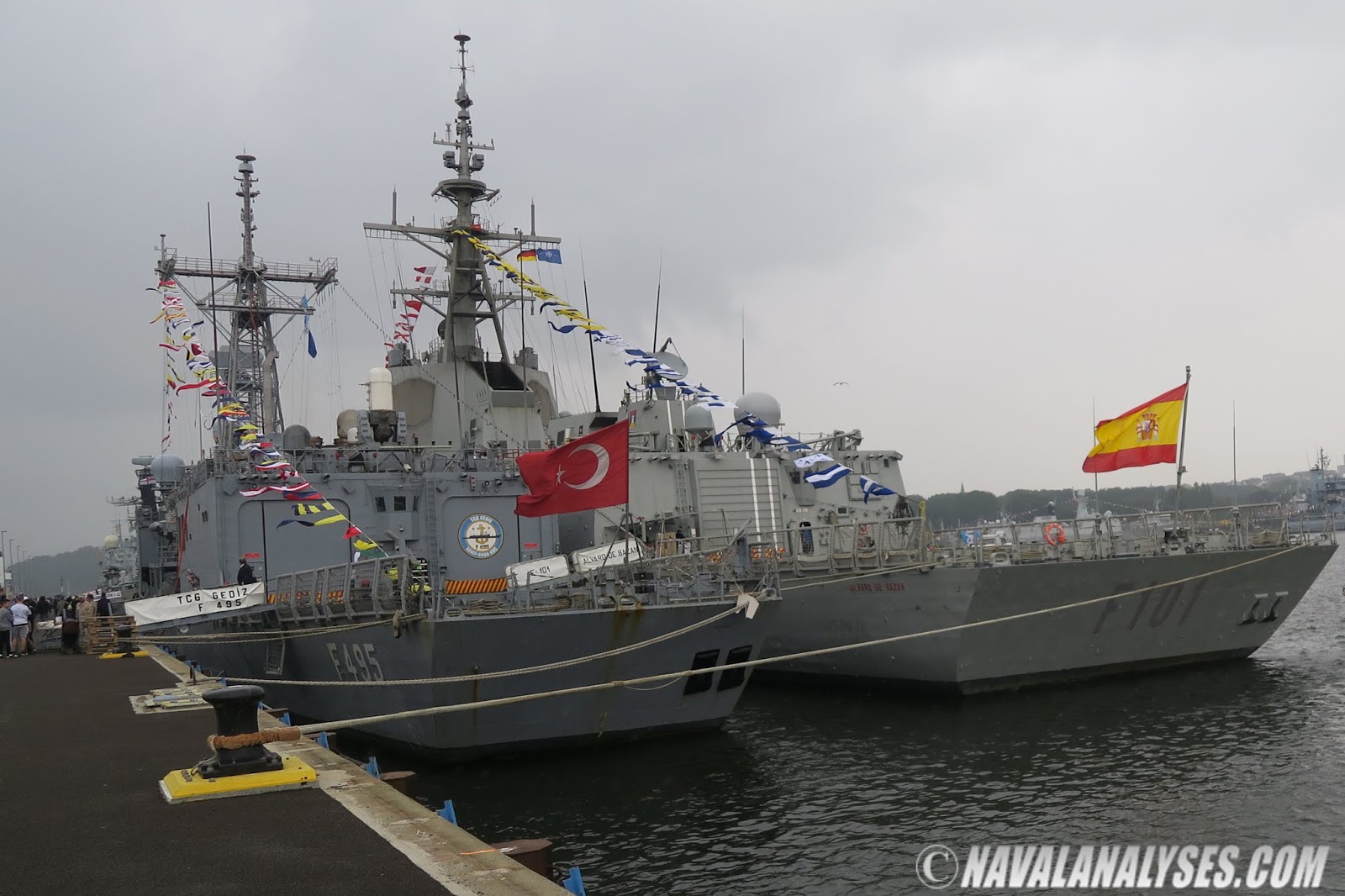 Naval Analyses: PHOTO GALLERY #23: Álvaro de Bazán, frigate of the ...
