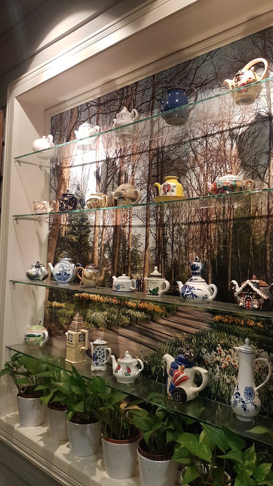 WANDERLUST DJ: Tim's Teapot Terrace, Kuala Lumpur