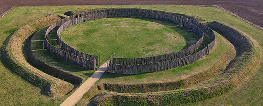 Old European culture: Henges - Rondel enclosures