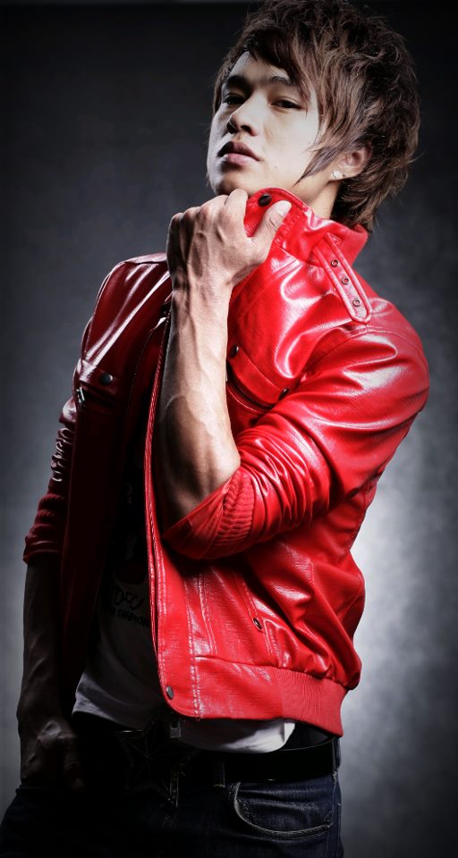 M y a n m a r H u n k s: Aung Lay @ Red