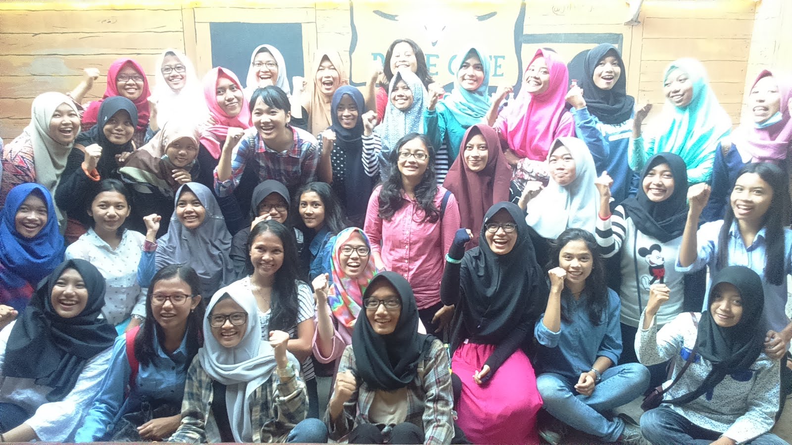 Gallery | Dude Cafe and Resto | Best Beer, Shisha & Indian Food ...