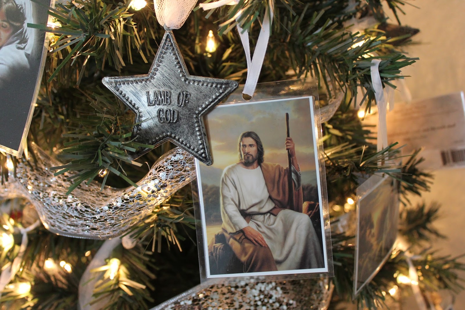 Homemade Happiness: Our Jesus Tree