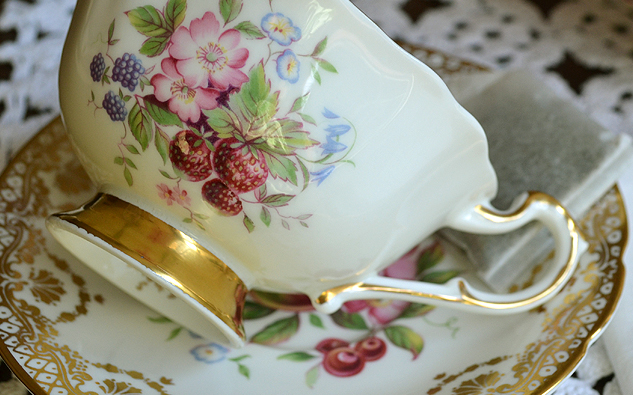Artful Affirmations: Tea Cup Tuesday-Summertime Tea