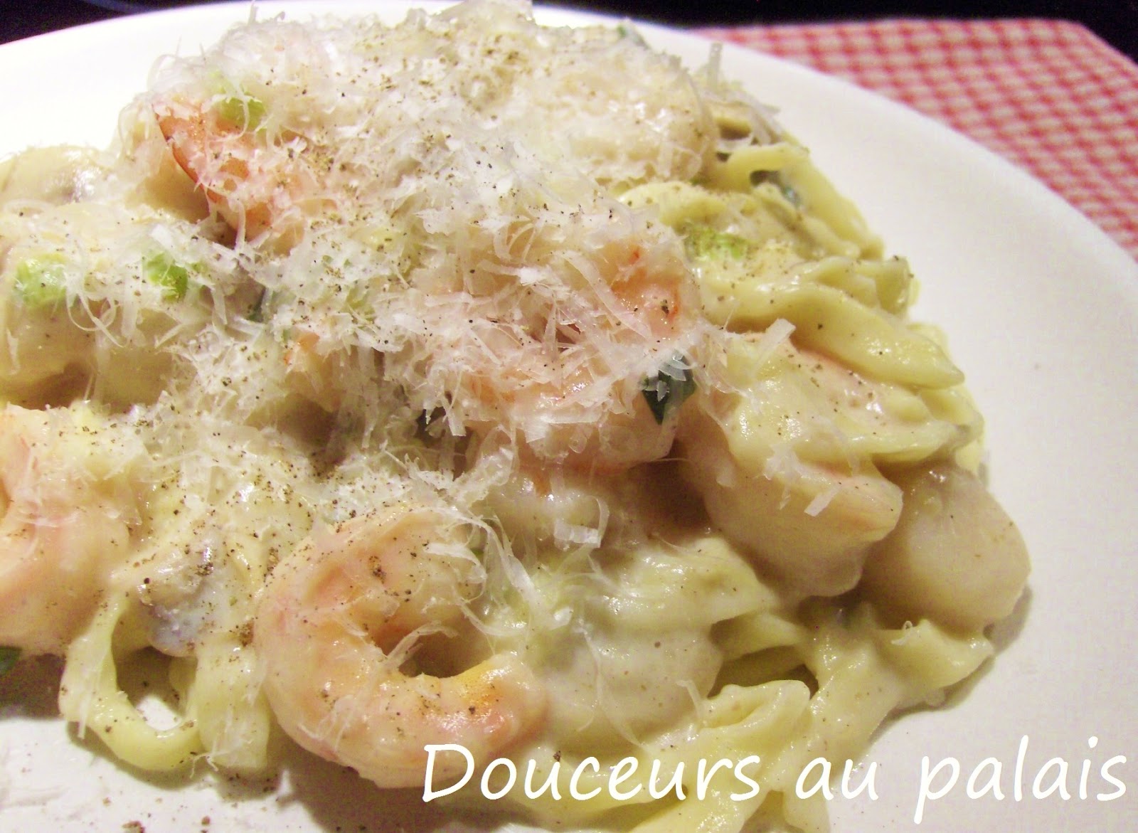 Fettuccine maison sauce crémeuse aux fruits de mer... Bonne et heureuse ...