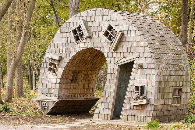 Mindblowing Planet Earth: Strange House Around the World