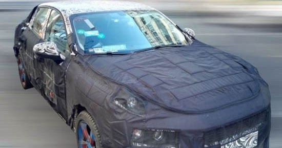 Burlappcar: Link & Co sedan