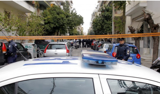 ΘΡΑΣΥΤΑΤΗ ΛΗΣΤΕΙΑ ΣΤΟΝ ΒΥΡΩΝΑ ΤΟ ΠΡΩΙ! ΜΠΟΥΚΑΡΑΝ ΣΕ ΚΟΣΜΗΜΑΤΟΠΩΛΕΙΟ ...
