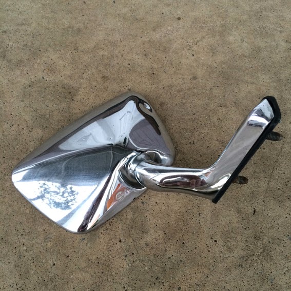 tyrobenz: Item 6: Mercedes-Benz W114/W115 RHS Original Door Mirror