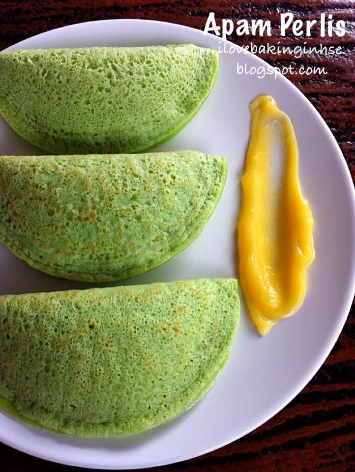 Kenix's Kitchen: Apam Perlis (Pandan Flavor)