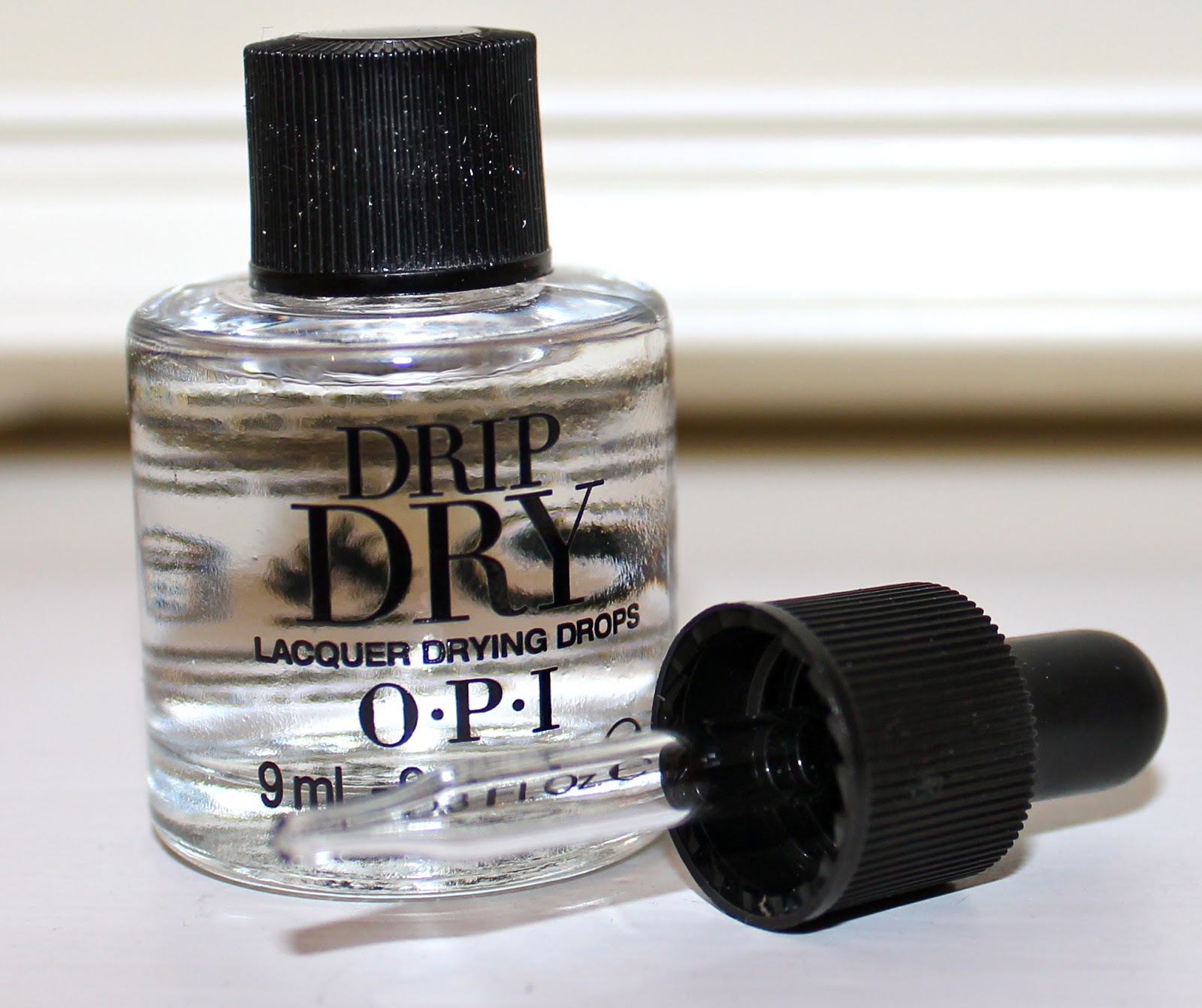 Cover Shoot: O.P.I Gloss n' Go - Review