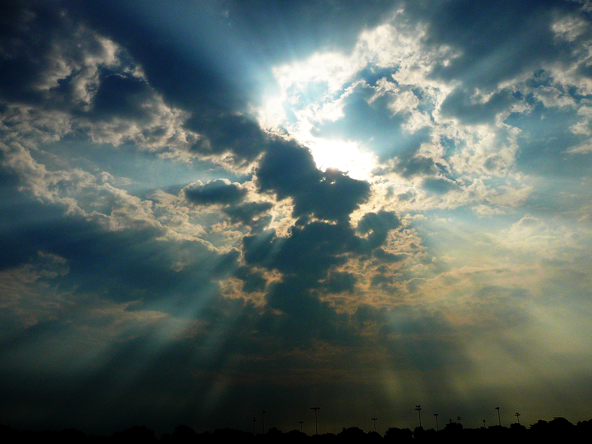 Essentials of Spiritual Purification: The Miracle of Light