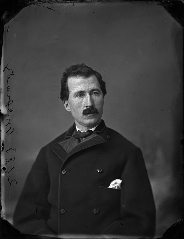 30 Vintage Portraits of Canadian Gentlemen With Mustaches From the ...