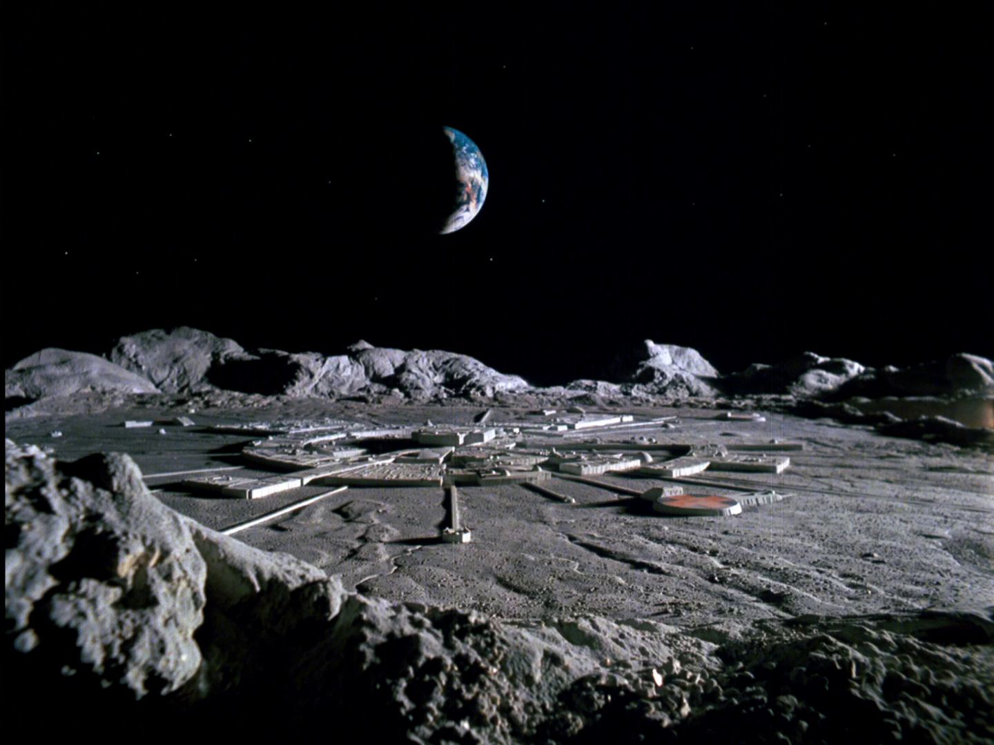 MUSINGS OF A SCI-FI FANATIC: Moonbase Alpha