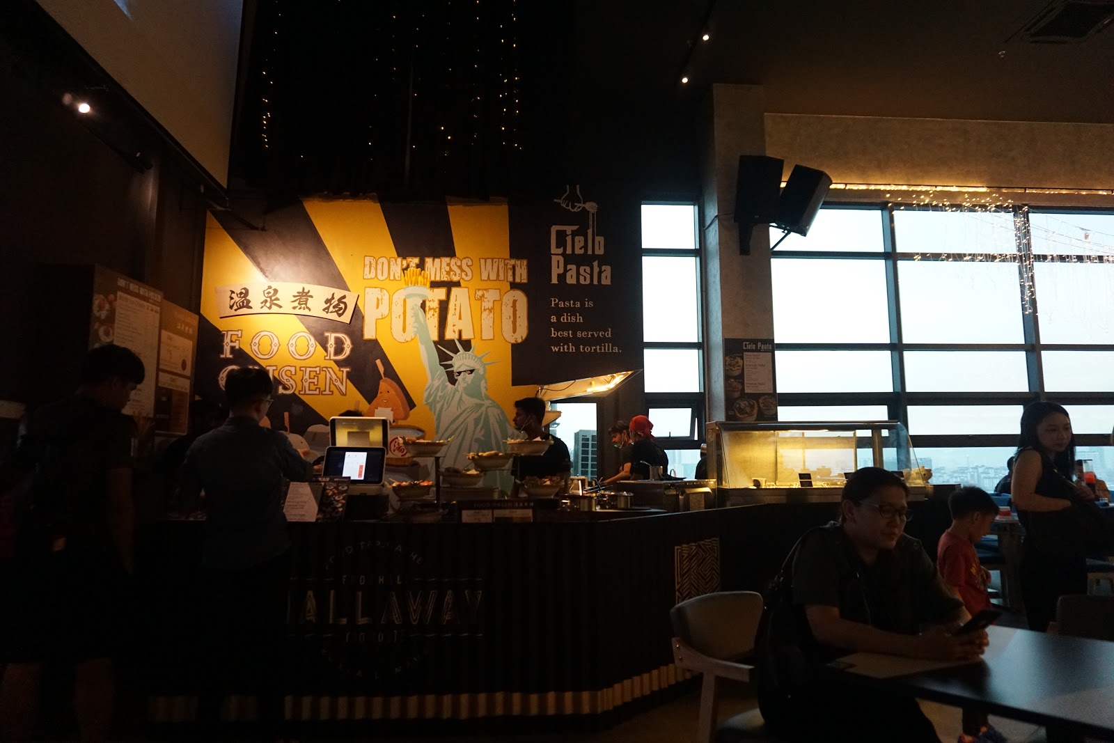 Sky Dining at Hallaway KL - SHEUNNY