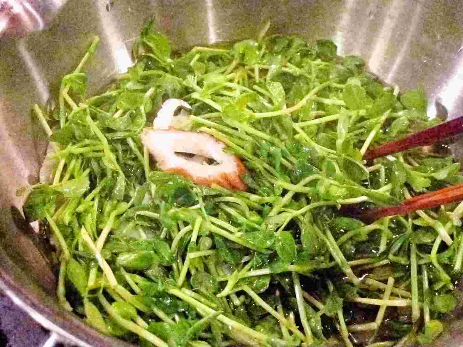 Recipes for Tom: Tomyo to chikuwa no nibitashi / pea shoots and chikuwa ...