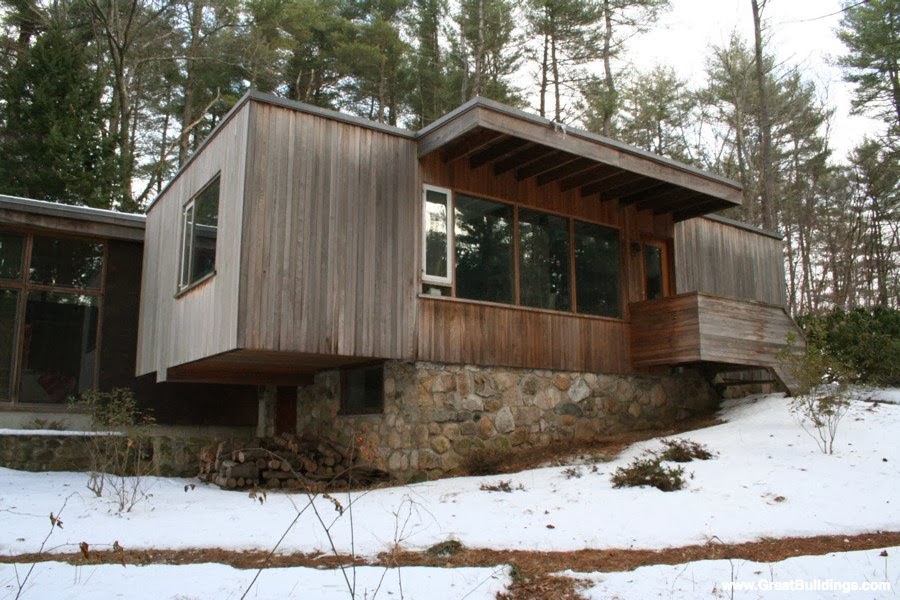 Thaysa Barros: Chamberlain Cottage