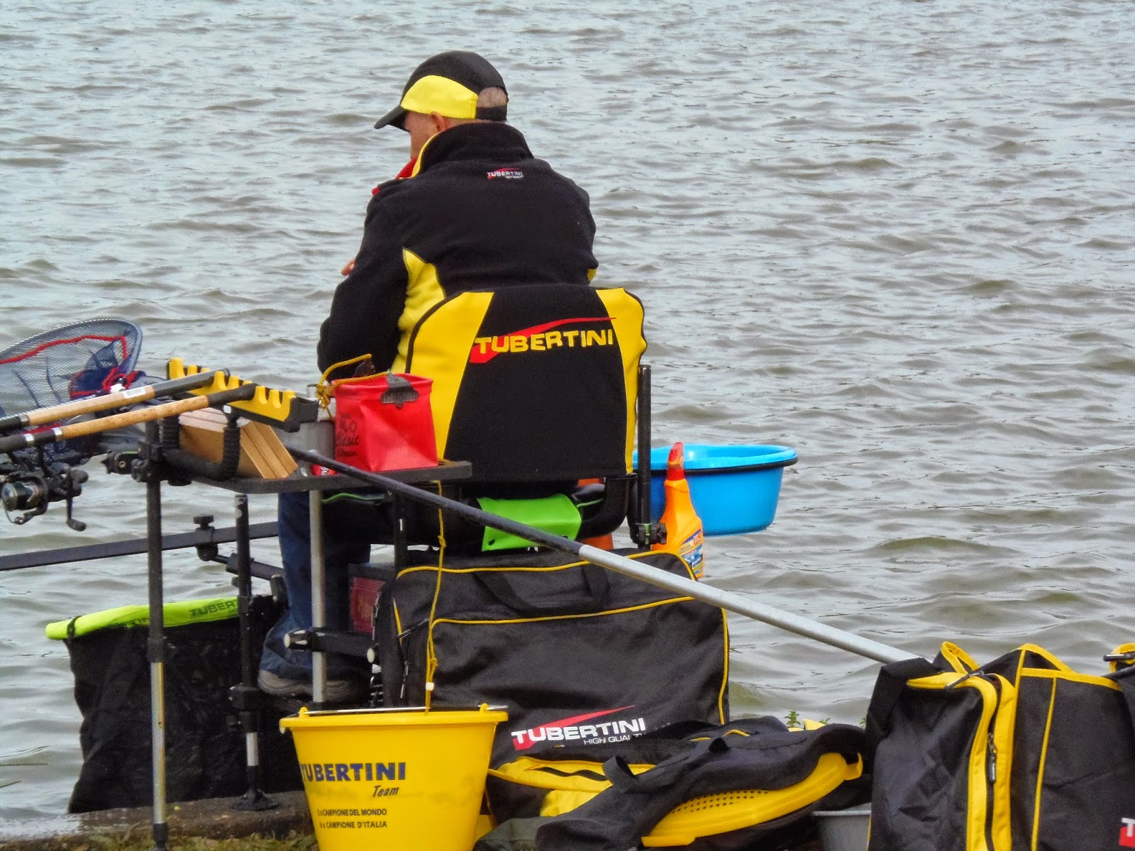 PESCADORES DE BUEN ROLLO.: CAMPEON DE FEEDER MADRID 2015