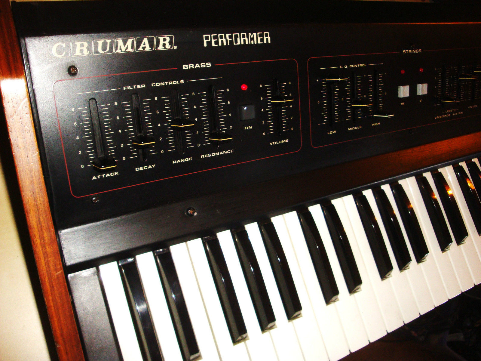 MATRIXSYNTH: CRUMAR PERFORMER STRING BRASS SYNTH SN 00185