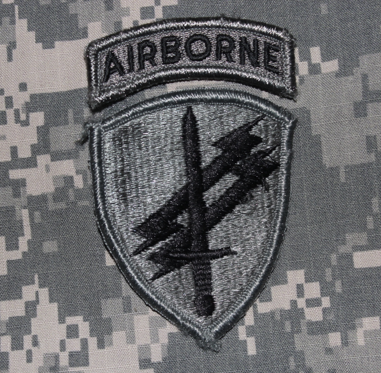 ขายชุดทหารอเมริกันแท้100% ลายACU,Woodland,เป้น้ำ,แว่นตาRevision,ชุดหมี ...