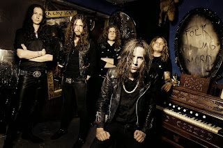 antblog: In Solitude - Sister